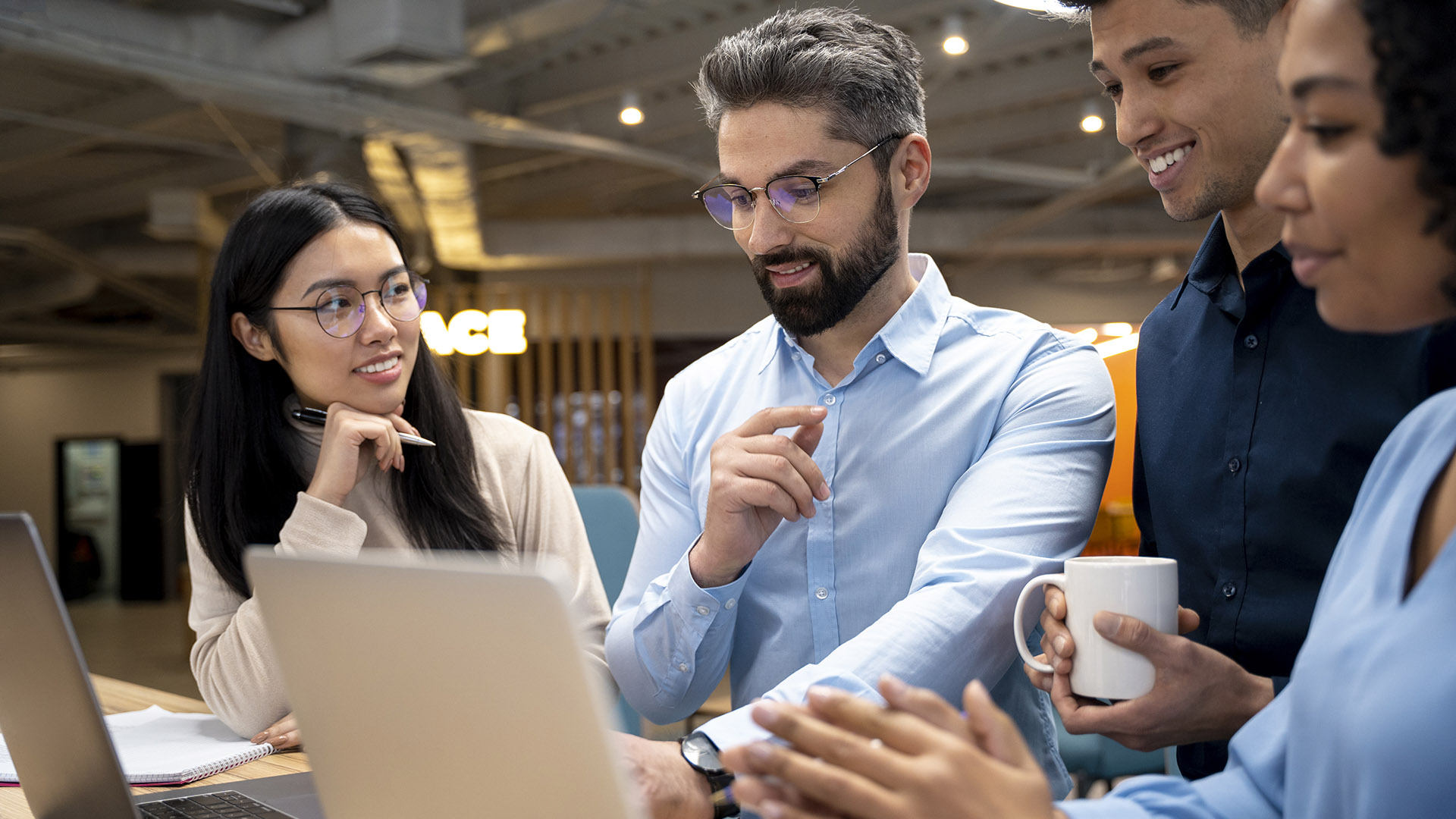 Lettre de référence pour l'emploi: Exemple et conseils pour 2025